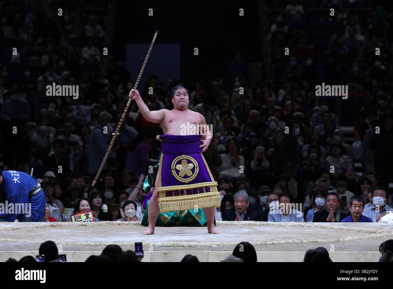 Yokohama Arena, Kanagawa, Japan. 26th Apr, 2025. bow-twirling ceremony ...