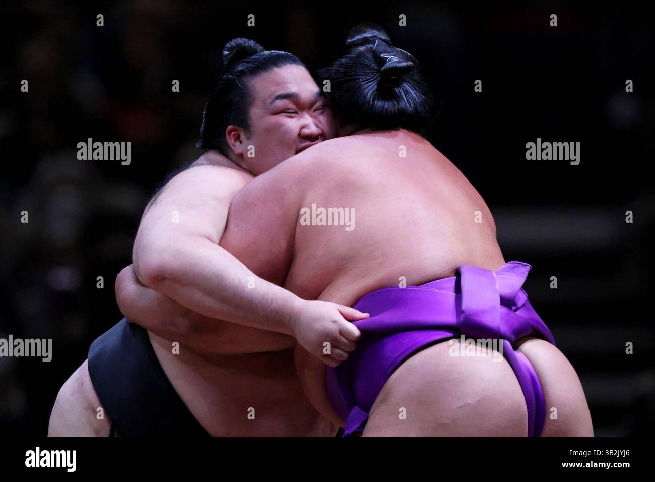 Yokohama Arena, Kanagawa, Japan. 26th Apr, 2025. (L-R) Gonoyama ...