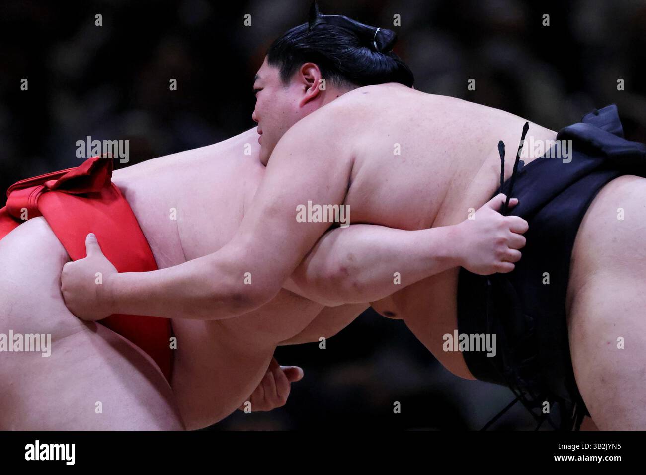 Yokohama Arena, Kanagawa, Japan. 26th Apr, 2025. (L-R) Takanosho, Abi ...