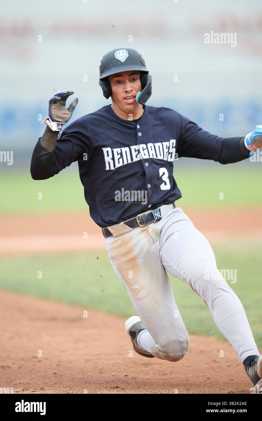 Hudson Valley Renegades George Lombard Jr. (3) runs to third base ...