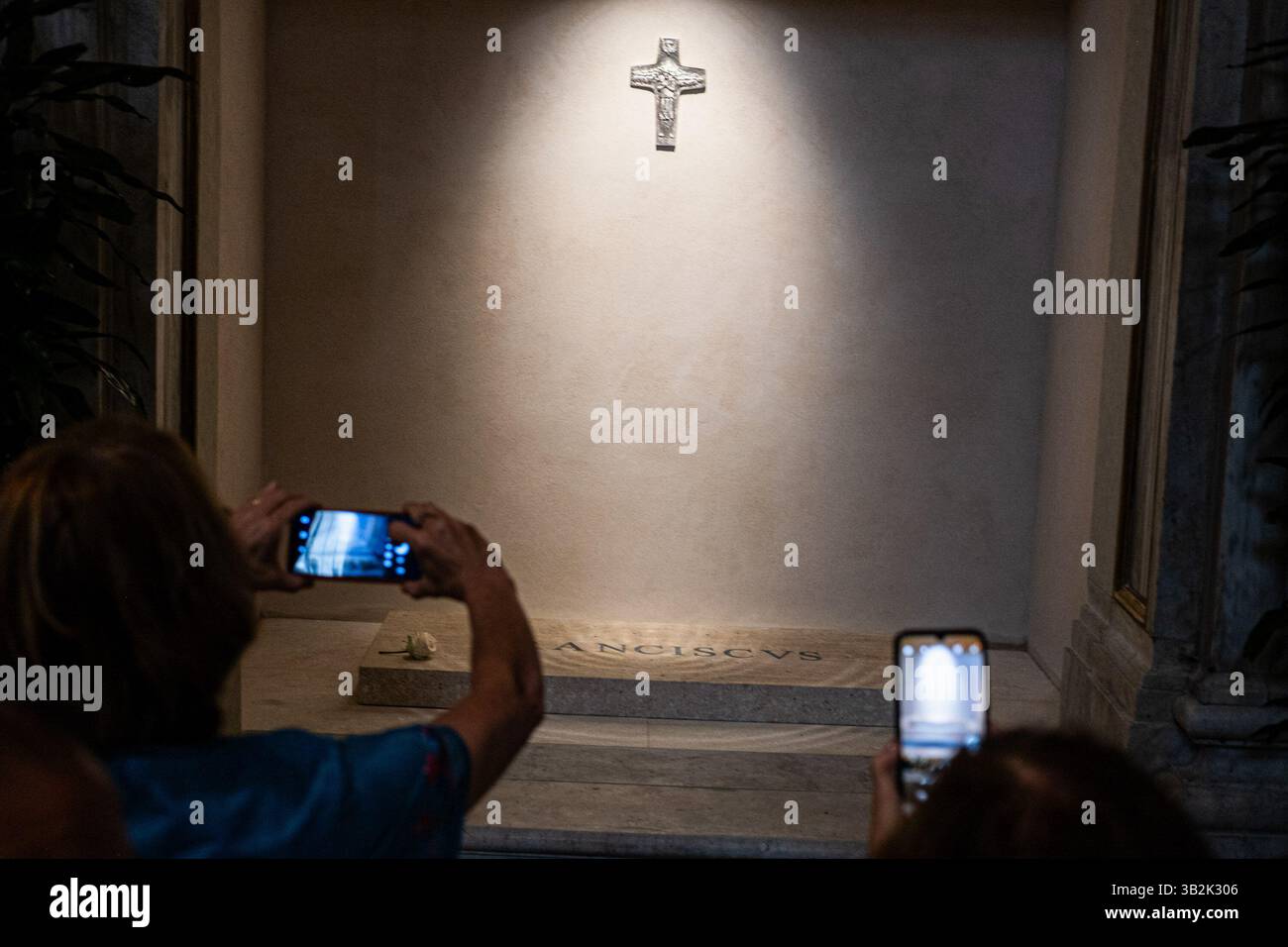 The simple tomb of Pope Francis has been widely photographed. Thousands ...