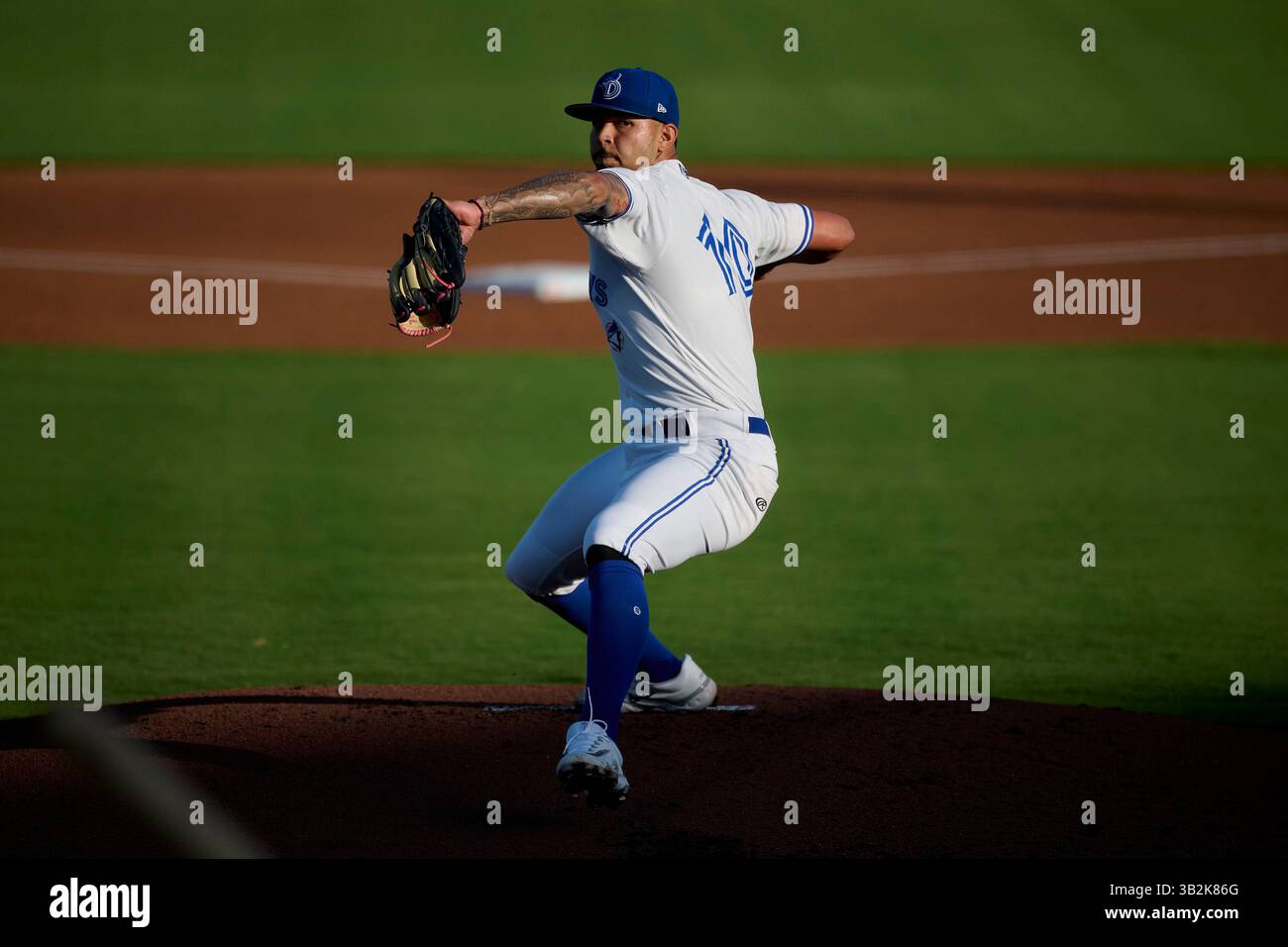 Dunedin Blue Jays pitcher Daniel Guerra (10) during an MiLB Florida ...