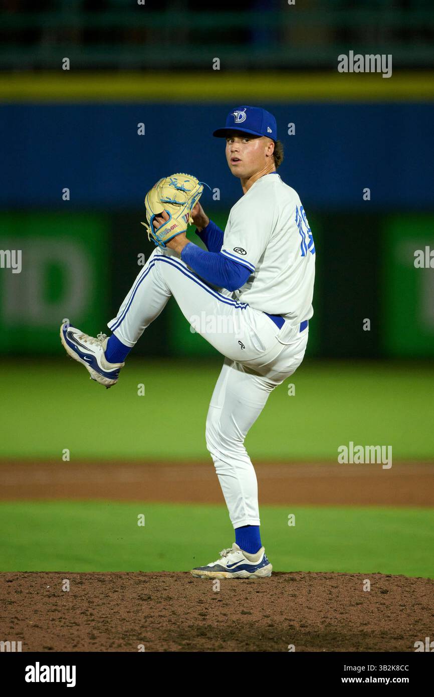 Dunedin Blue Jays pitcher Colby Martin (19) during an MiLB Florida ...