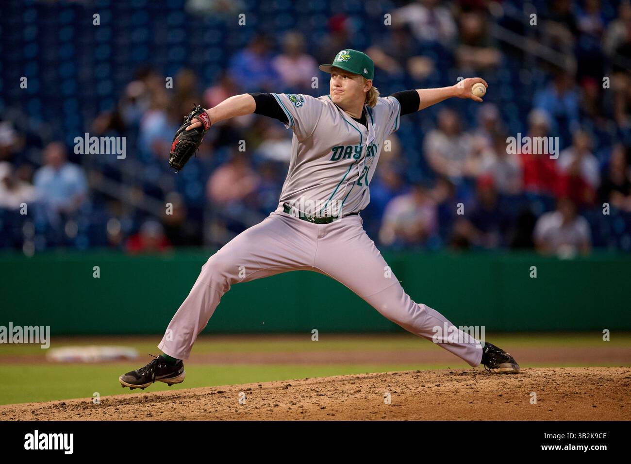 Daytona Tortugas pitcher Dominic Scheffler (21) delivers a pitch during ...
