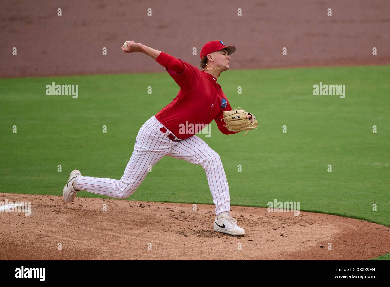 Clearwater Threshers pitcher Zack Tukis (35) delivers a pitch during an ...