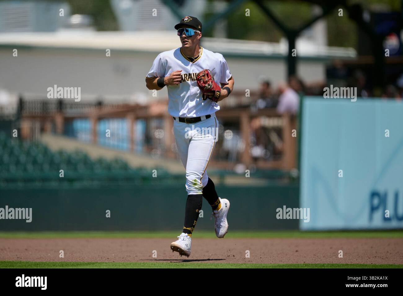 Bradenton Marauders shortstop Konnor Griffin (6) jogs to the dugout ...