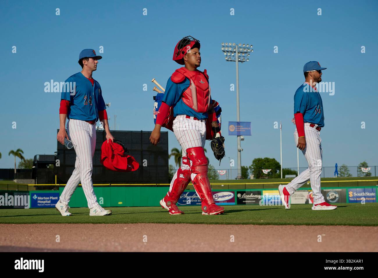 Clearwater Threshers pitcher Andrew Painter (24), catcher Eduardo Tait ...