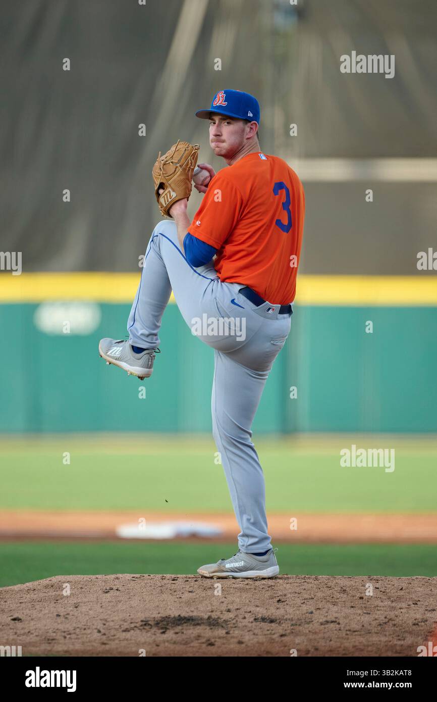 St. Lucie Mets pitcher Nate Dohm (3) delivers a pitch during an MiLB ...
