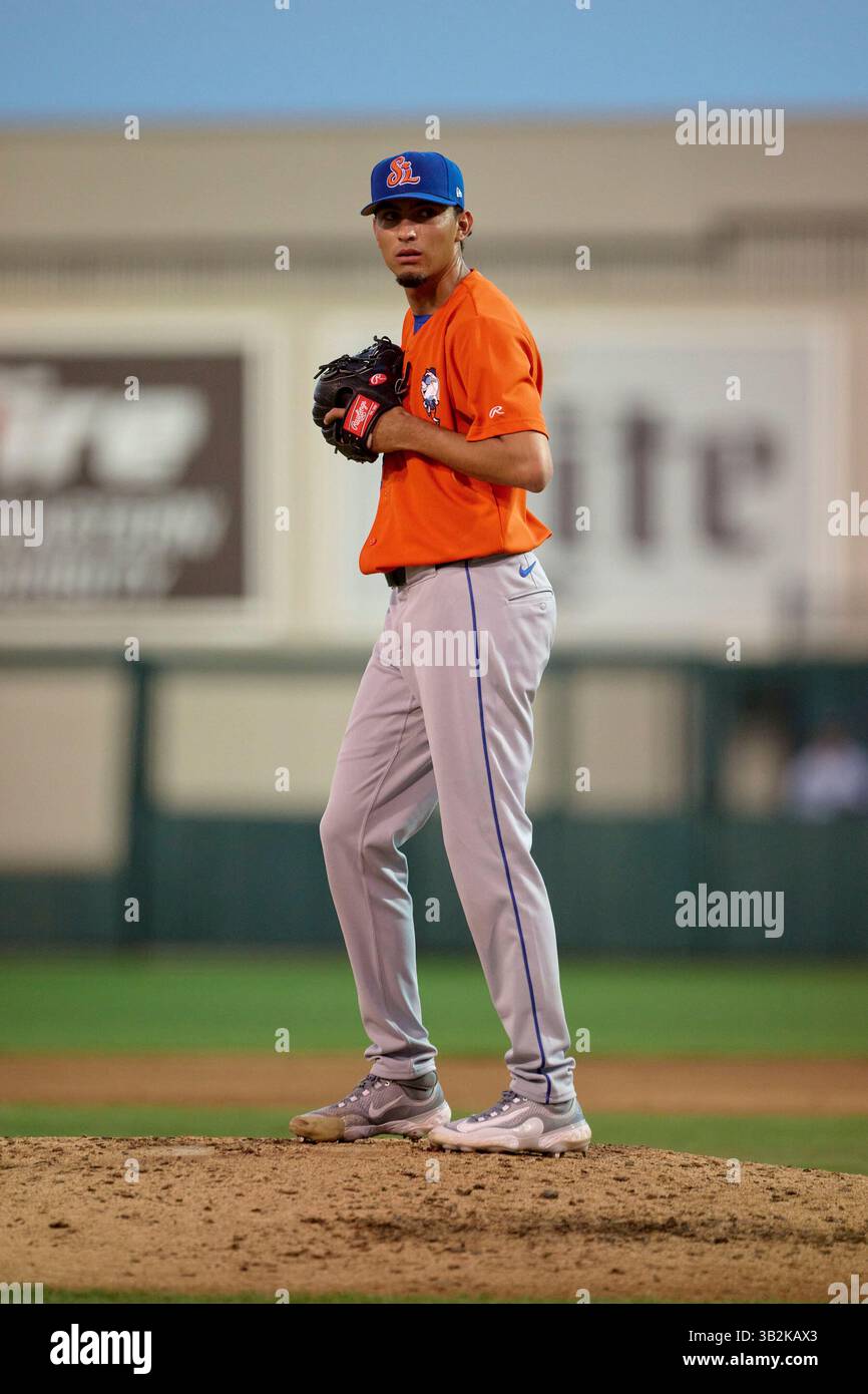 St. Lucie Mets pitcher Irving Cota (62) gets ready to deliver a pitch ...