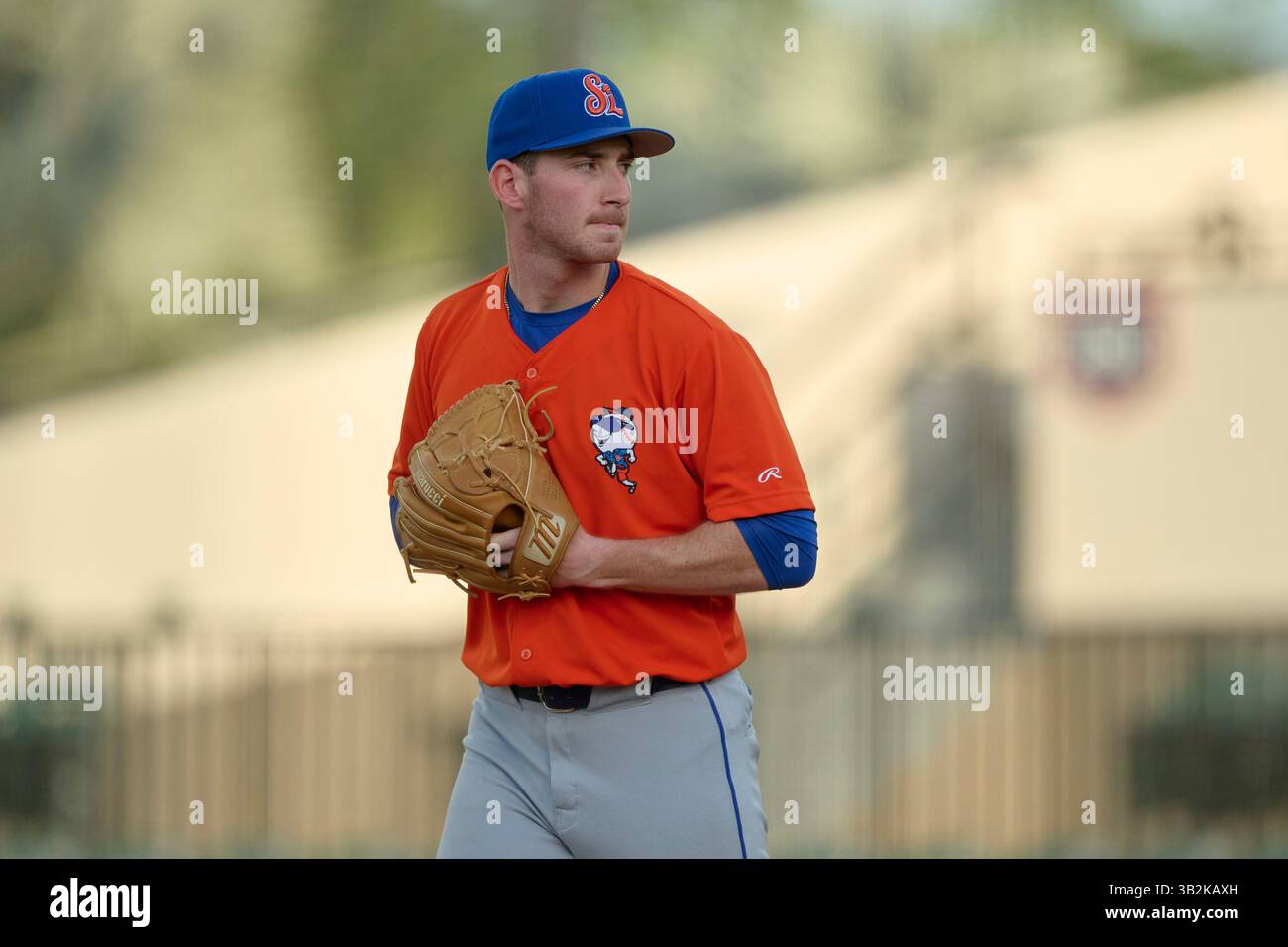 St. Lucie Mets pitcher Nate Dohm (3) gets ready to deliver a pitch ...