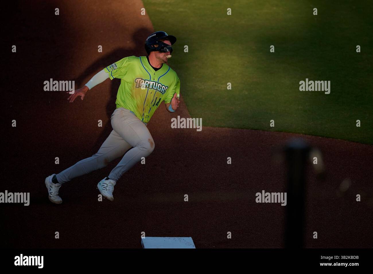 Daytona Tortugas Ryan McCrystal (14) running the bases during an MiLB ...