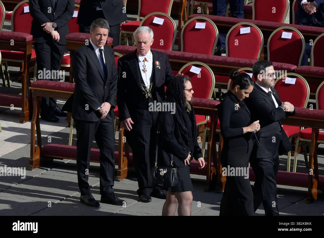 Vatican, Vatican. 26th Apr, 2025. Matteo Renzi (l) attends the funeral ...