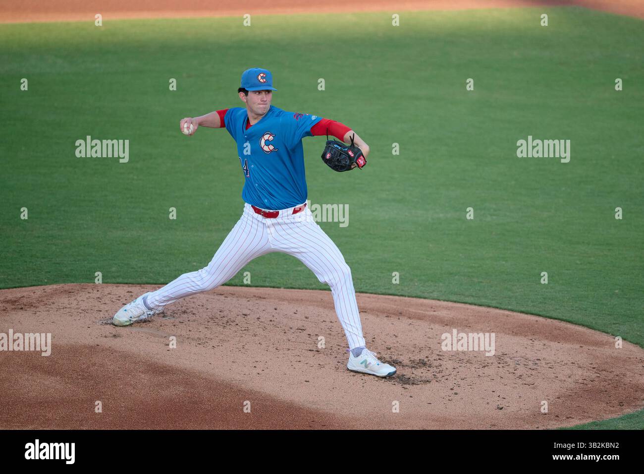 Clearwater Threshers pitcher Andrew Painter (24) delivers a pitch ...