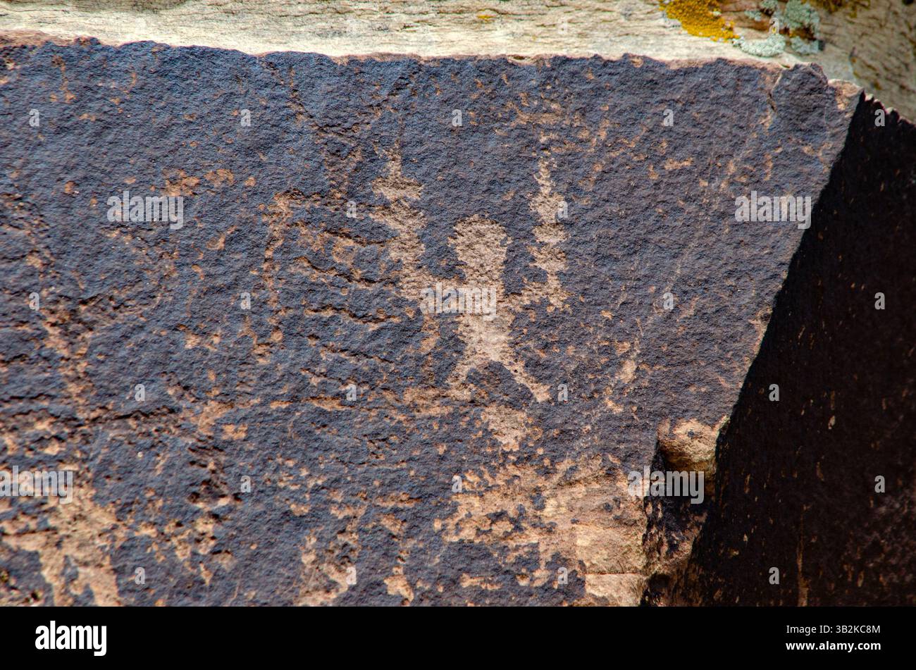 Native american indian petroglyphs Stock Photo - Alamy