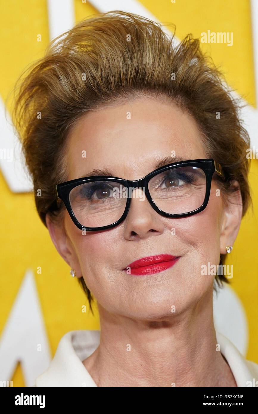 Ny. 27th Apr, 2025. Elizabeth Perkins at arrivals for ANOTHER SIMPLE ...