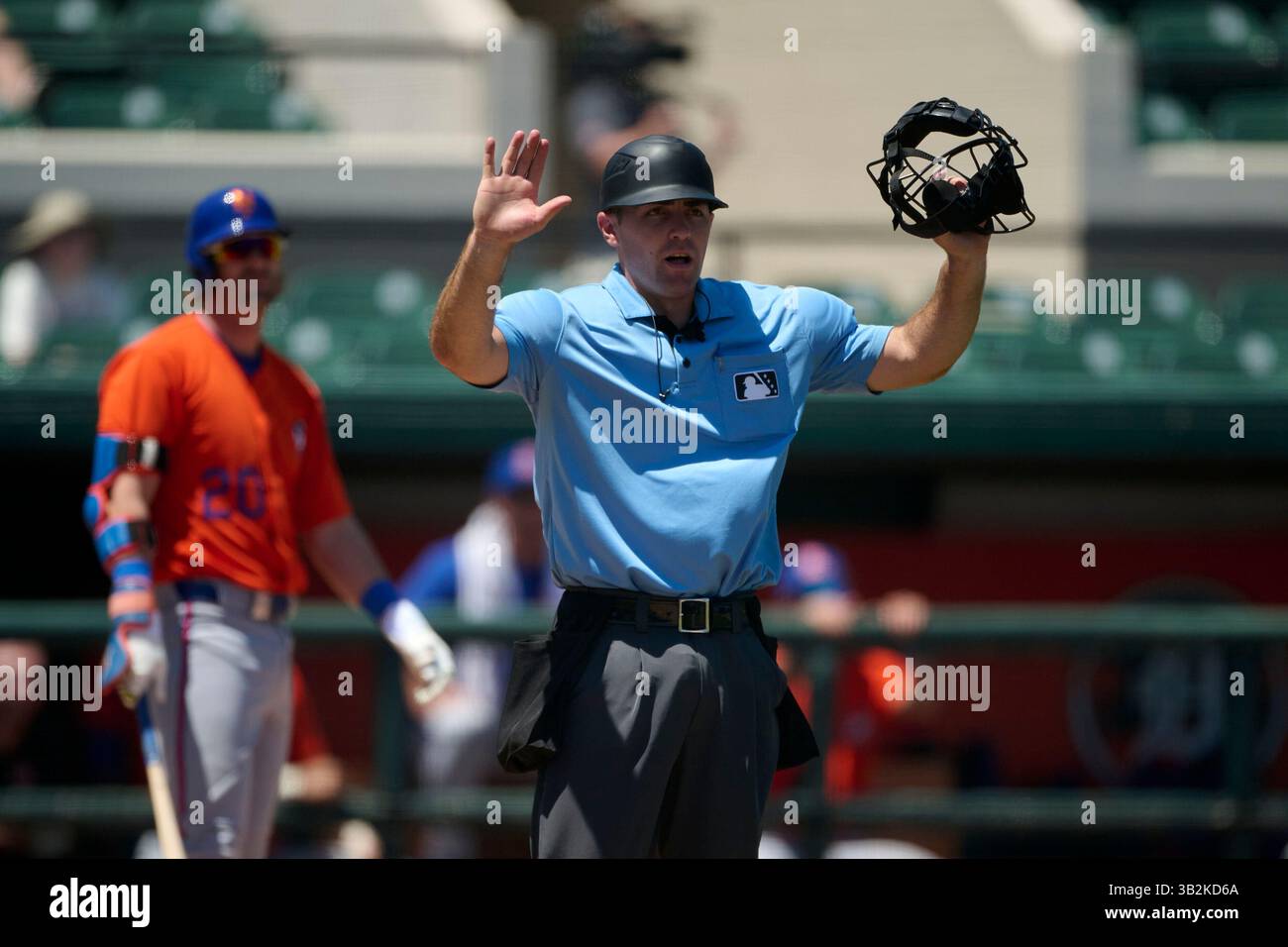 Umpire Jacob Ashworth signals foul ball during an MiLB Florida State ...