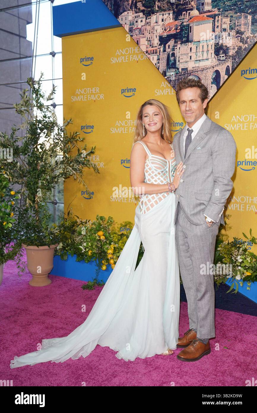 Ny. 27th Apr, 2025. Blake Lively, Ryan Reynolds at arrivals for ANOTHER SIMPLE FAVOR Premiere ...