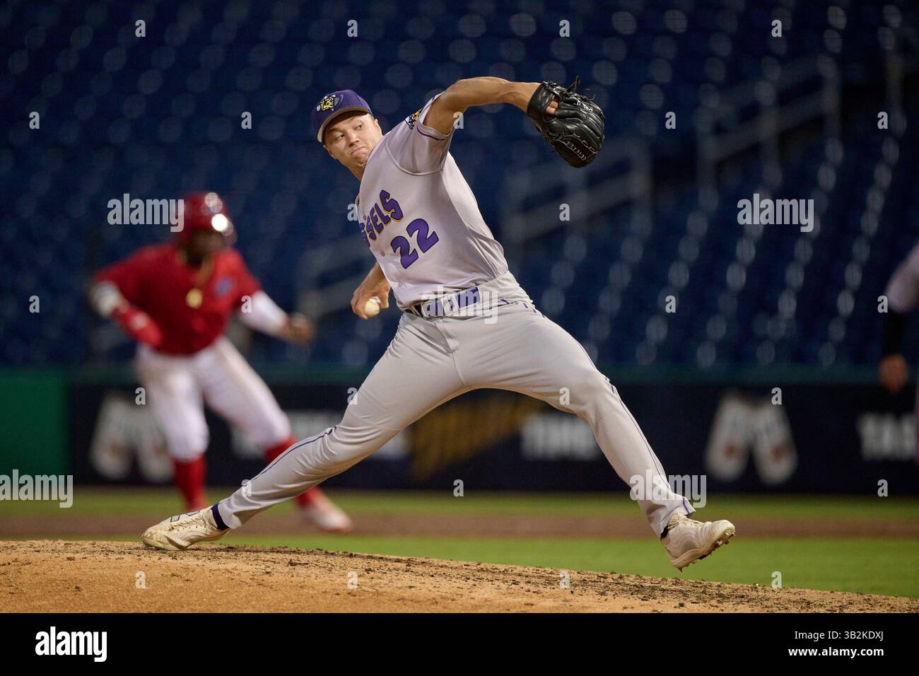 Fort Myers Mighty Mussels pitcher Hunter Hoopes (22) delivers a pitch ...