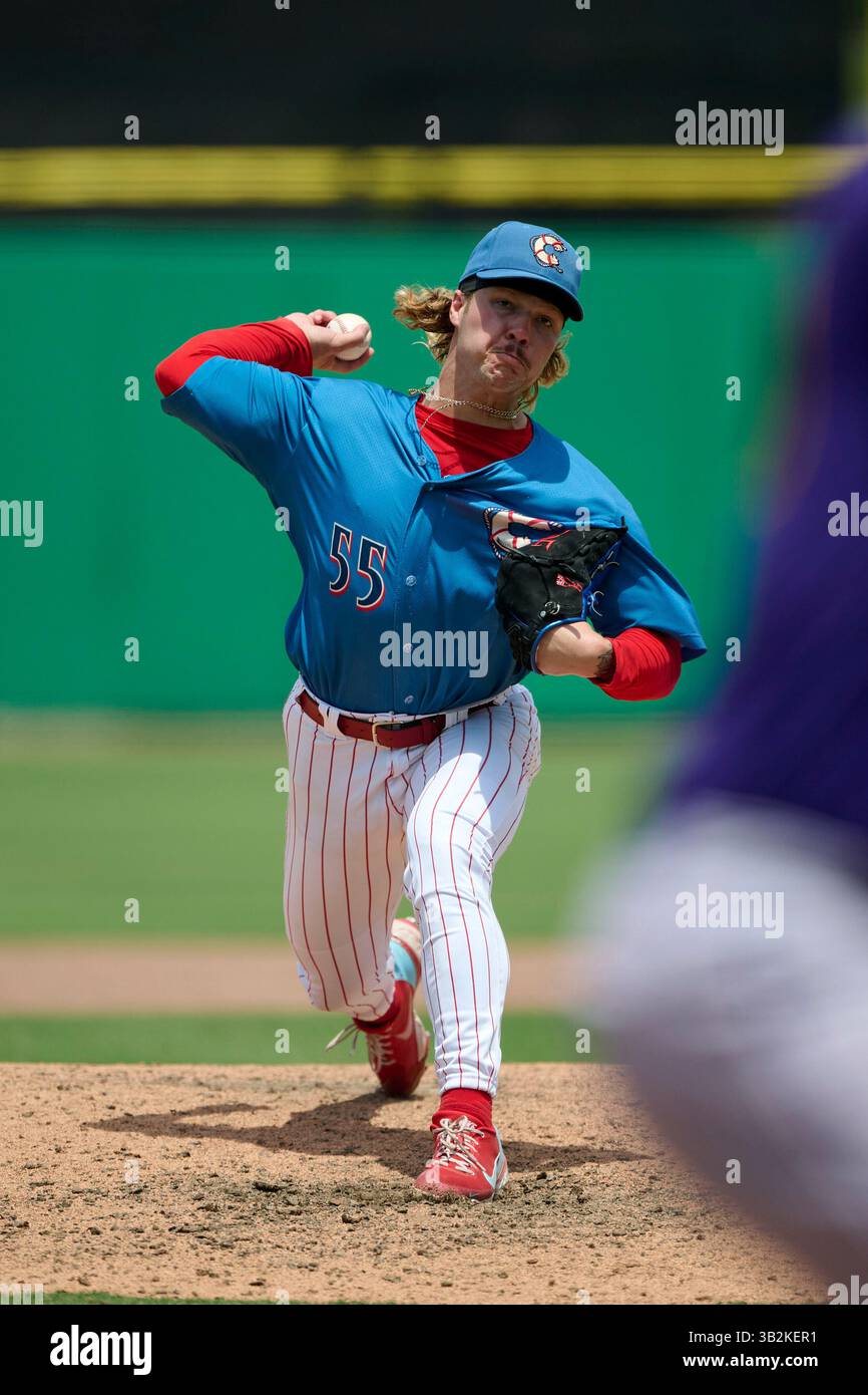 Clearwater Threshers pitcher Titan Hayes (55) delivers a pitch during ...