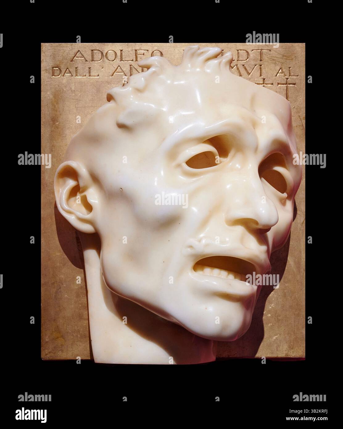 Autoritratto - alabastro dorato - Adolfo Wildt - 1908 - Firenze ...