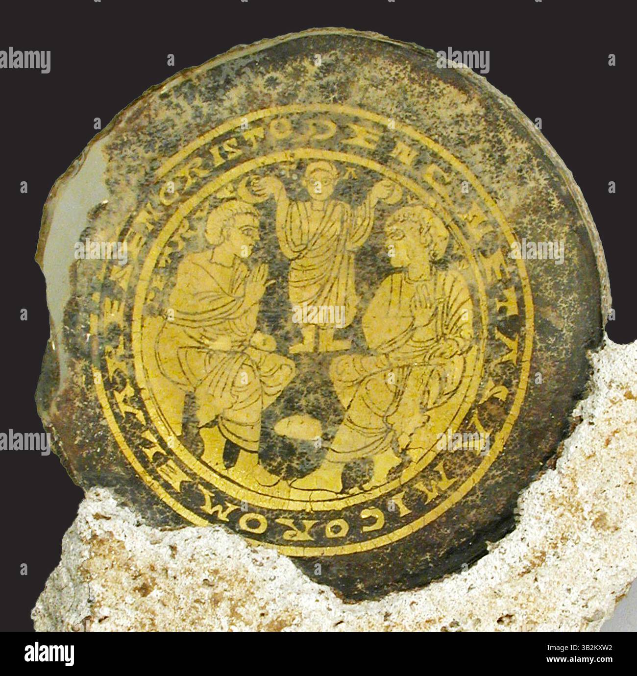 7644. Glass bowl base depicting Christ giving Martyrs’ Crowns to Saints ...