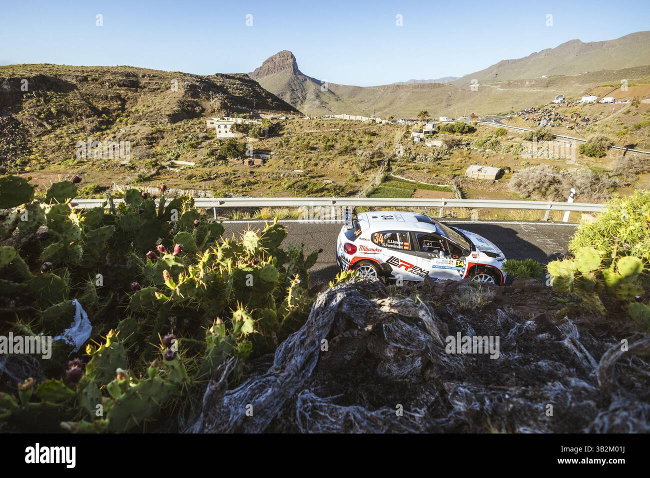 34 Efren LLARENA, Sara FERNÁNDEZ, Citroen C3 Rally2, action during the ...