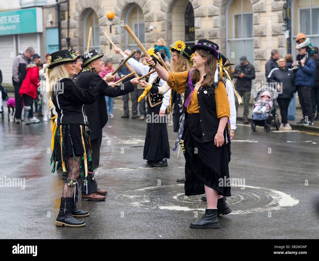 TREVITHICK DAY FAMOUS INVENTOR RICHARD TREVITHICK CAMBORNE FESTIVAL ...