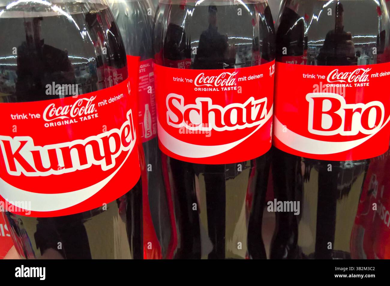 Coca-Cola, kurz Coke, ist ein koffein- und kohlensäurehaltiges ...