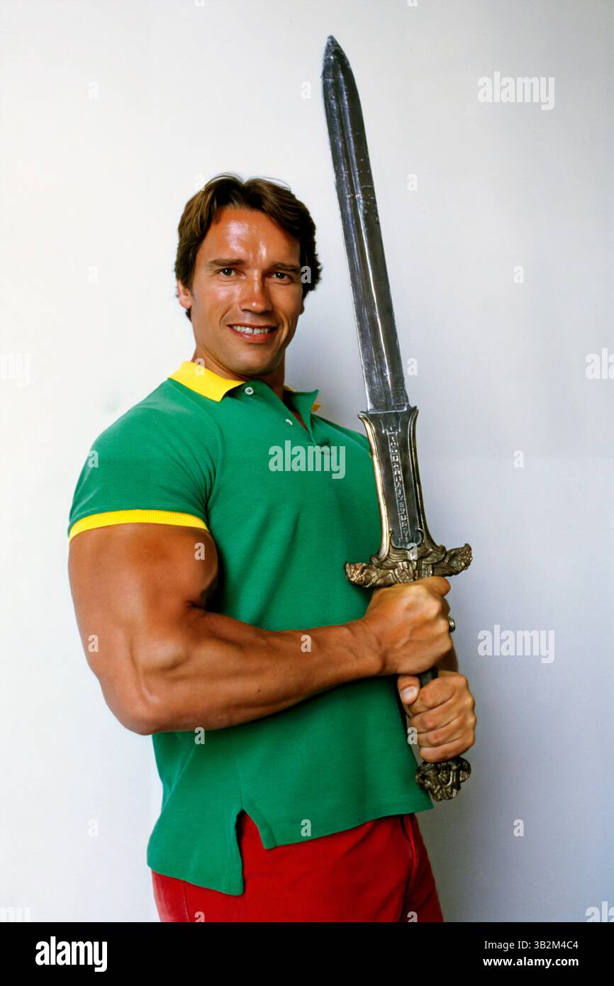 Arnold Schwarzenegger Conan Sword Conans Arnold Schwarzenegger Sfx