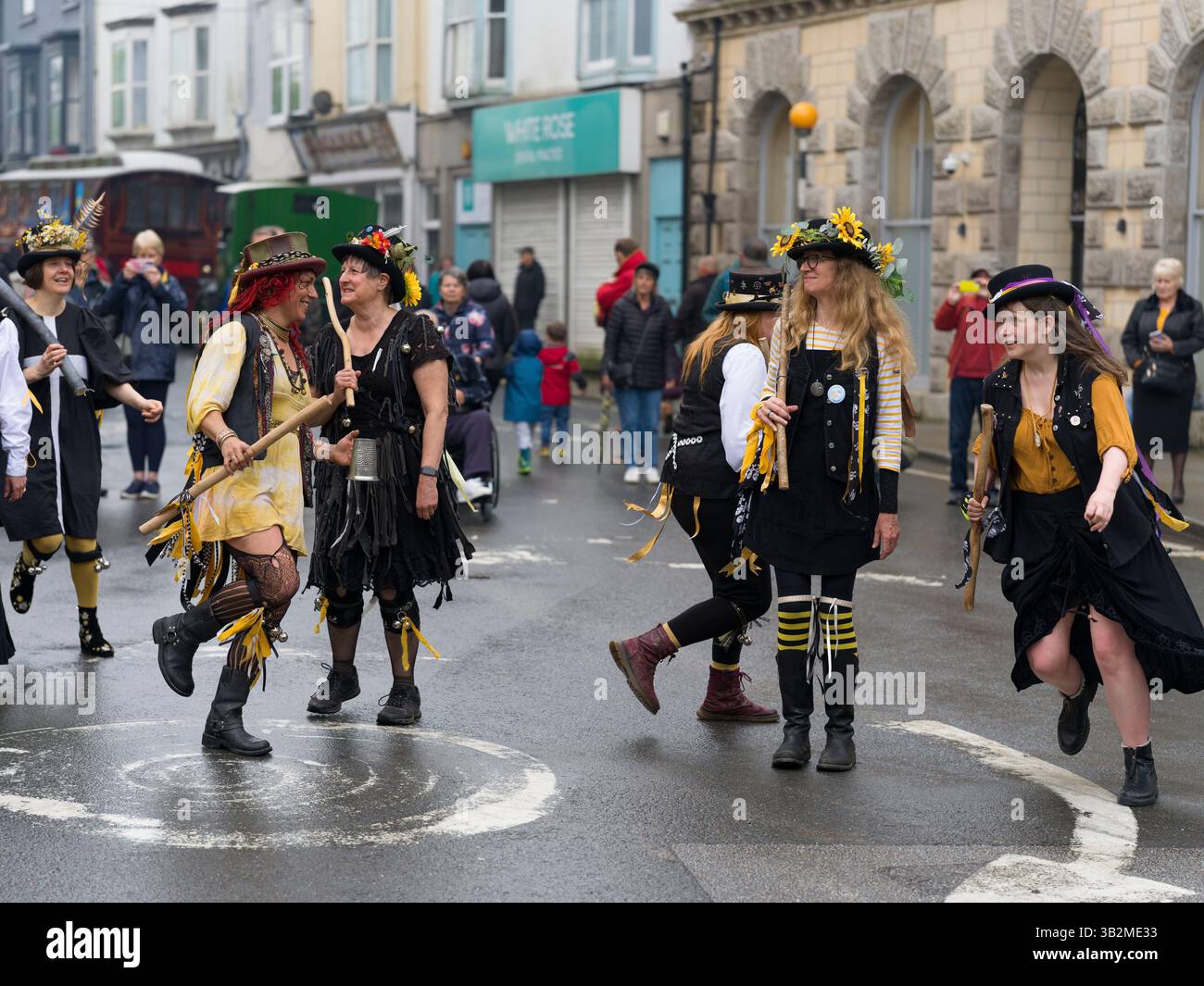 TREVITHICK DAY FAMOUS INVENTOR RICHARD TREVITHICK CAMBORNE FESTIVAL ...
