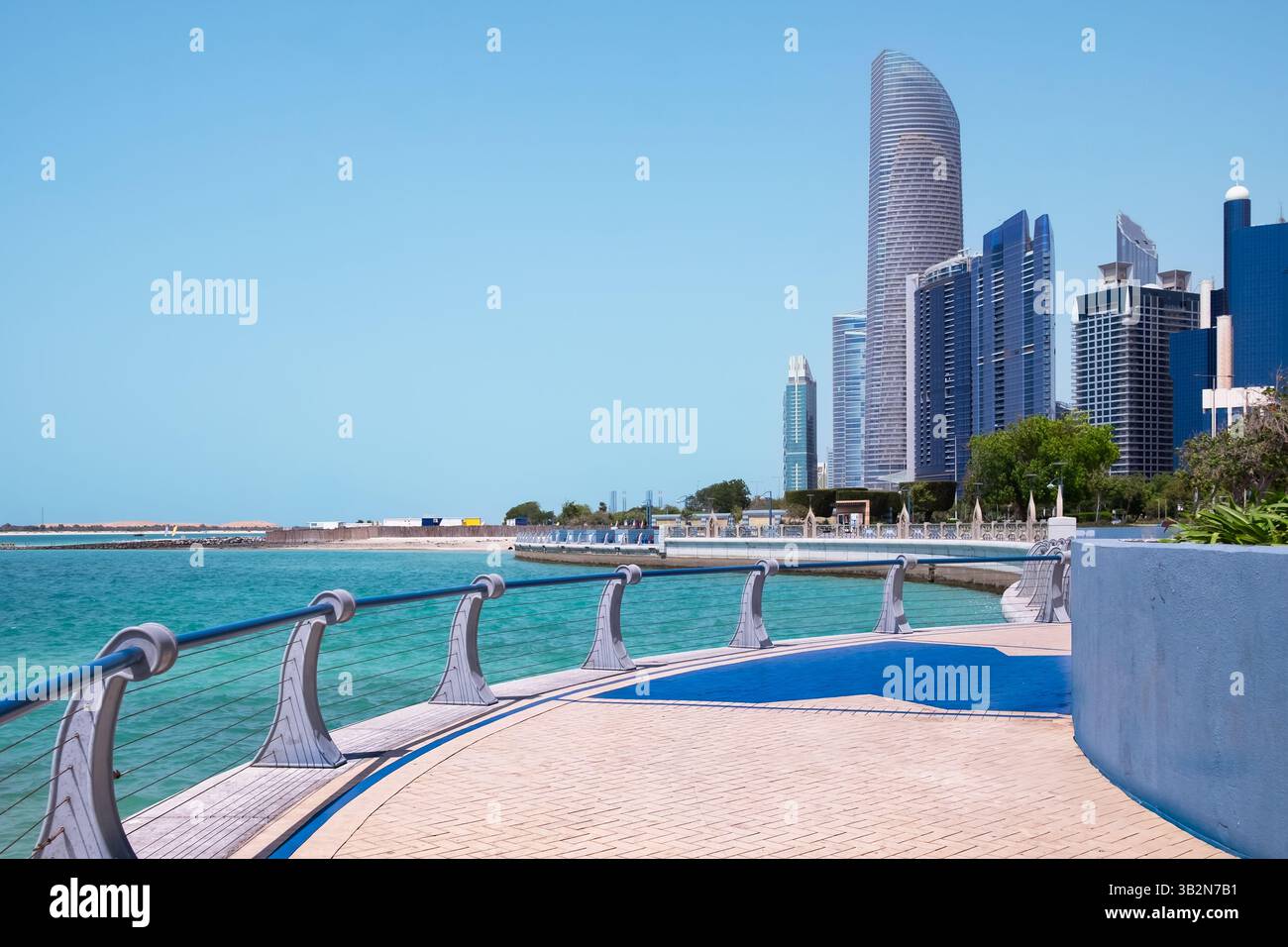 Boulevard in downtown abu dhabi hi-res stock photography and images - Alamy