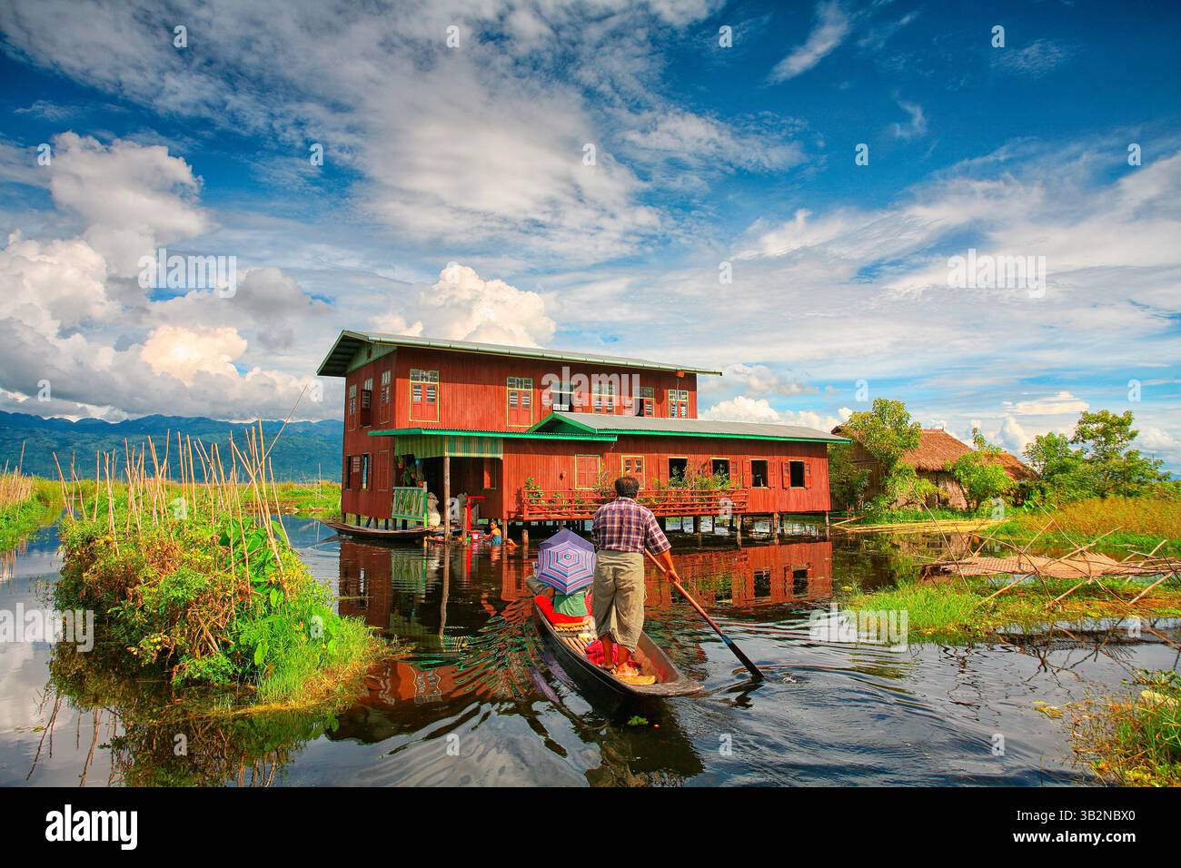 Crops floating Inle Lake in Myanmar Stock Photo - Alamy