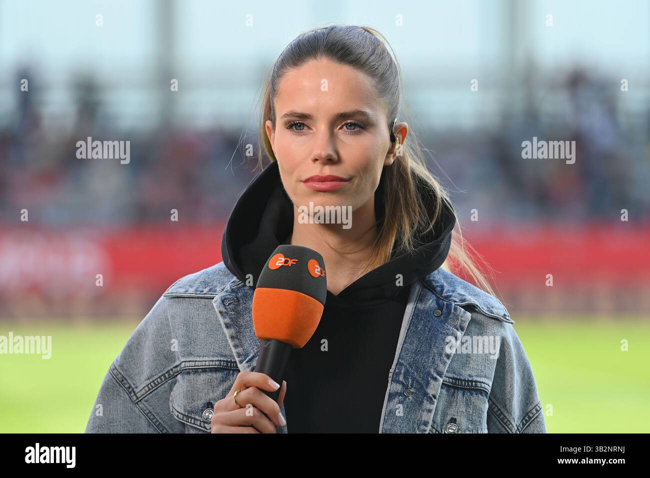 Munich, Deutschland. 27th Apr, 2025. ZDF presenter Lilly ENGELS, single ...