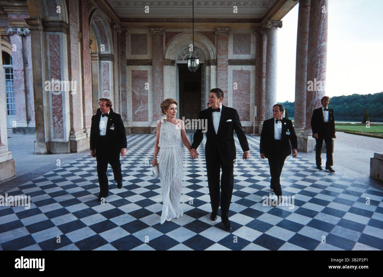 Nancy reagan ronald reagan alzheimer hi-res stock photography and ...