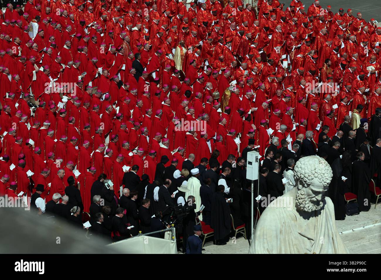 Rome, . 28th Apr, 2025. Vatican City, April 26, 2025: The purple red of ...