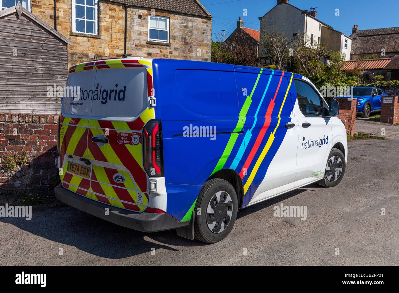 National Grid, National Grid van, National Grid logo, National Grid UK ...