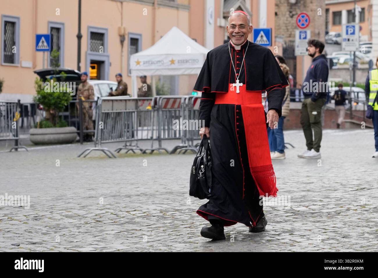 Cardinal Filipe Neri Ferrão, Archbishop of Goa and Damão, arrives for a ...