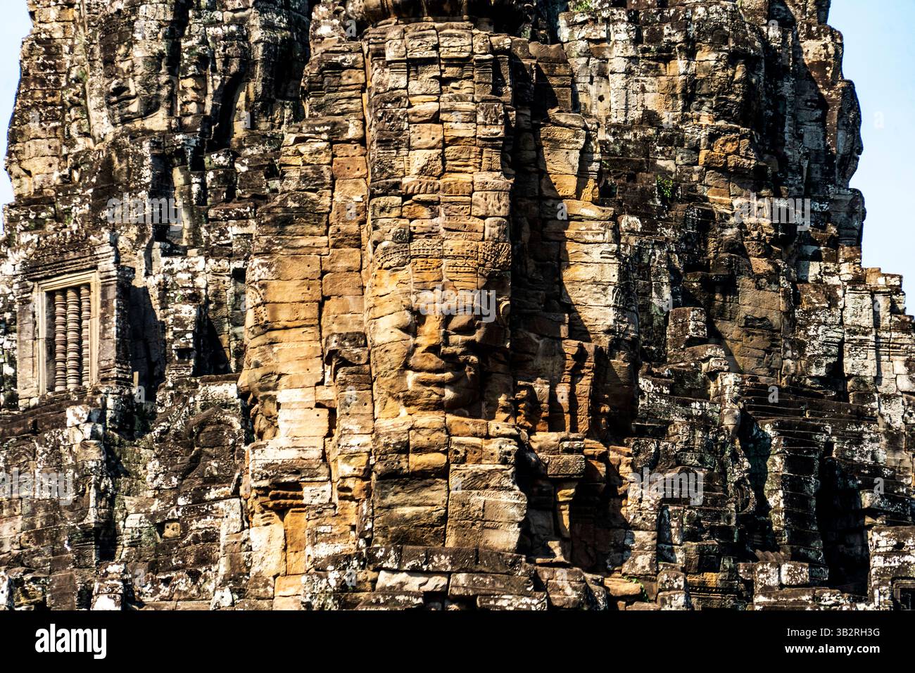 Detailed sculpture serene face hi-res stock photography and images - Alamy