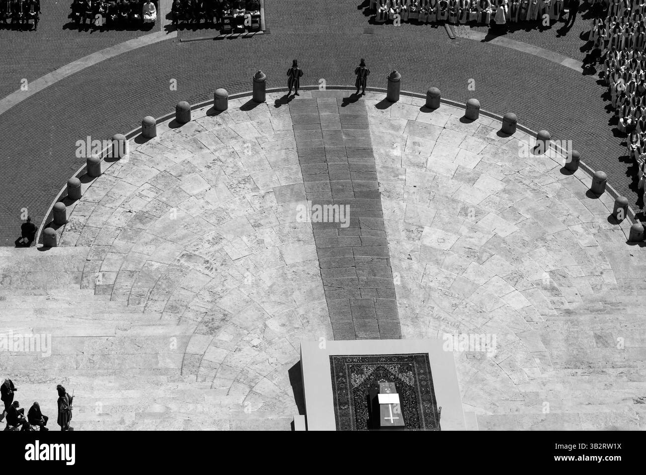 Pope francis rome 2025 Black and White Stock Photos & Images - Alamy