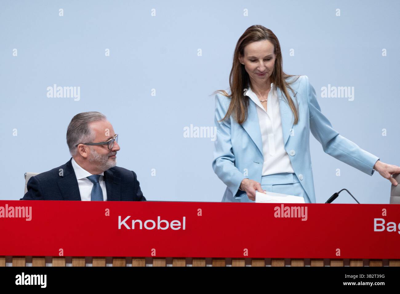 Carsten KNOBEL, Chairman of the Management Board, Dr. Simone BAGEL-TRAH ...