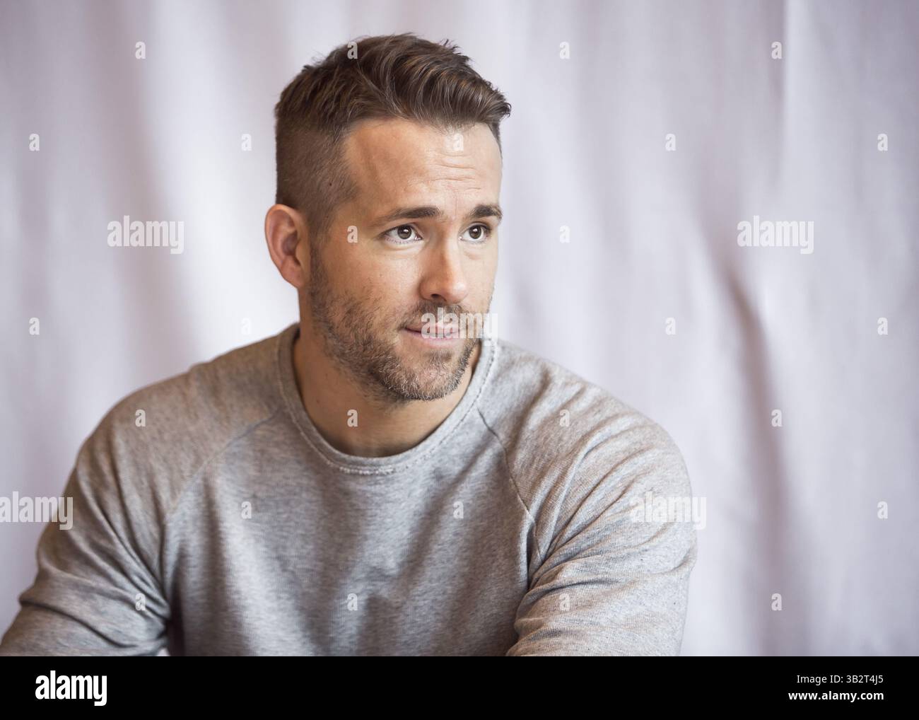 February 8, 2016 - Hollywood, California, U.S. - RYAN REYNOLDS promotes ...