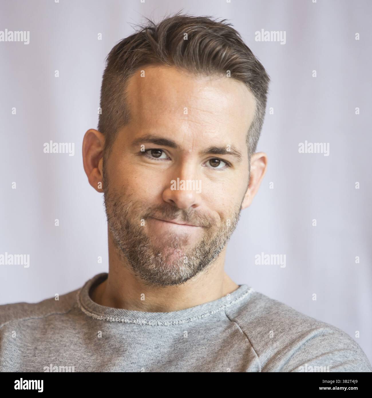 February 8, 2016 - Hollywood, California, U.S. - RYAN REYNOLDS promotes ...