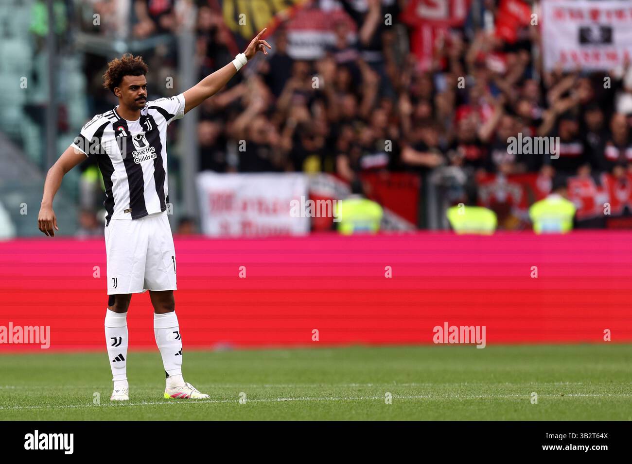 Renato Veiga of Juventus Fc gestures during the Serie A football match ...