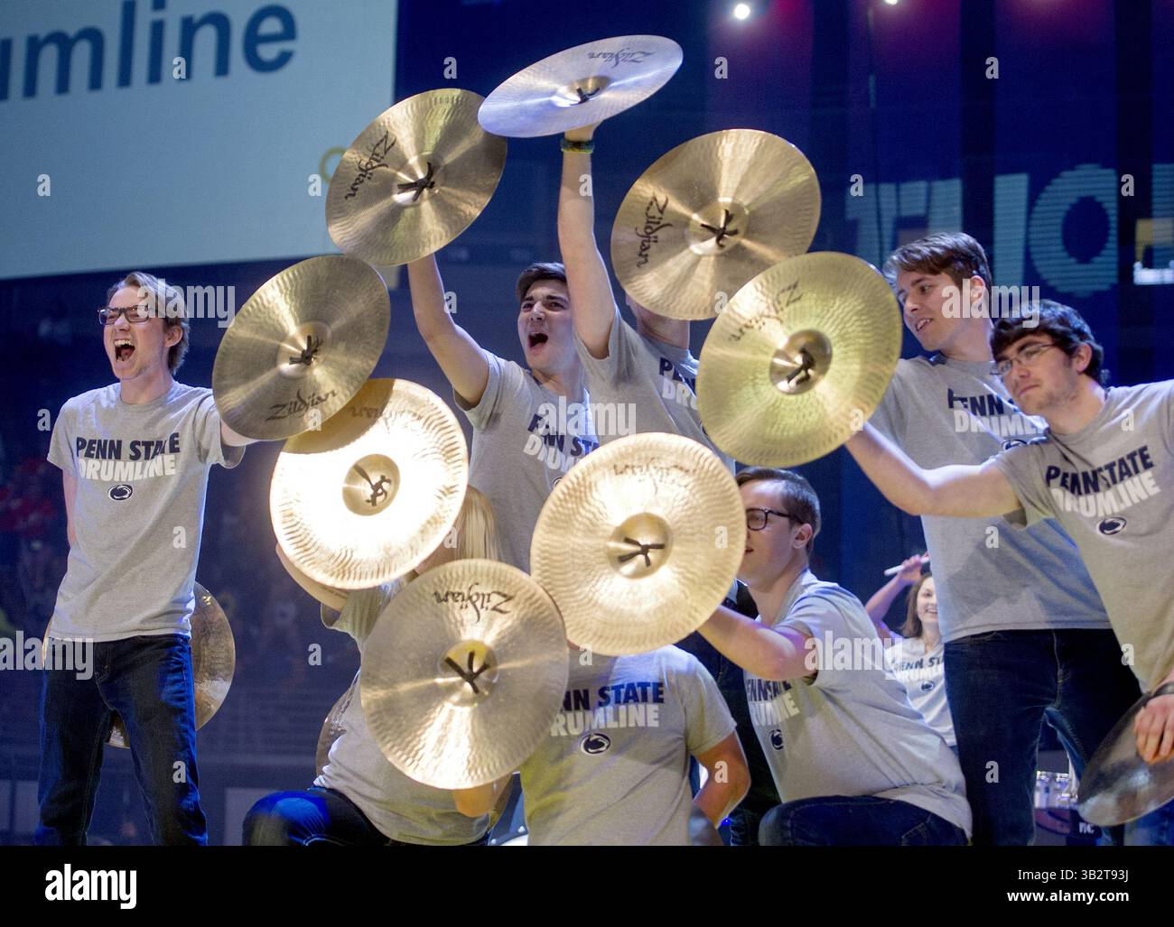 Drumline cymbals hi-res stock photography and images - Alamy