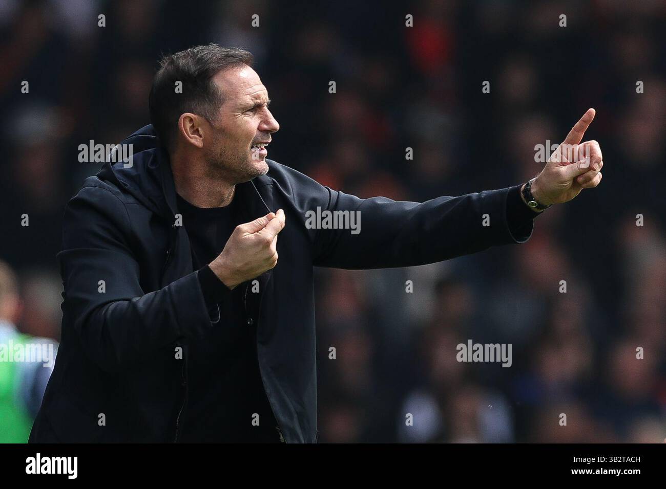 Coventry City head coach Frank Lampard during the Sky Bet Championship ...