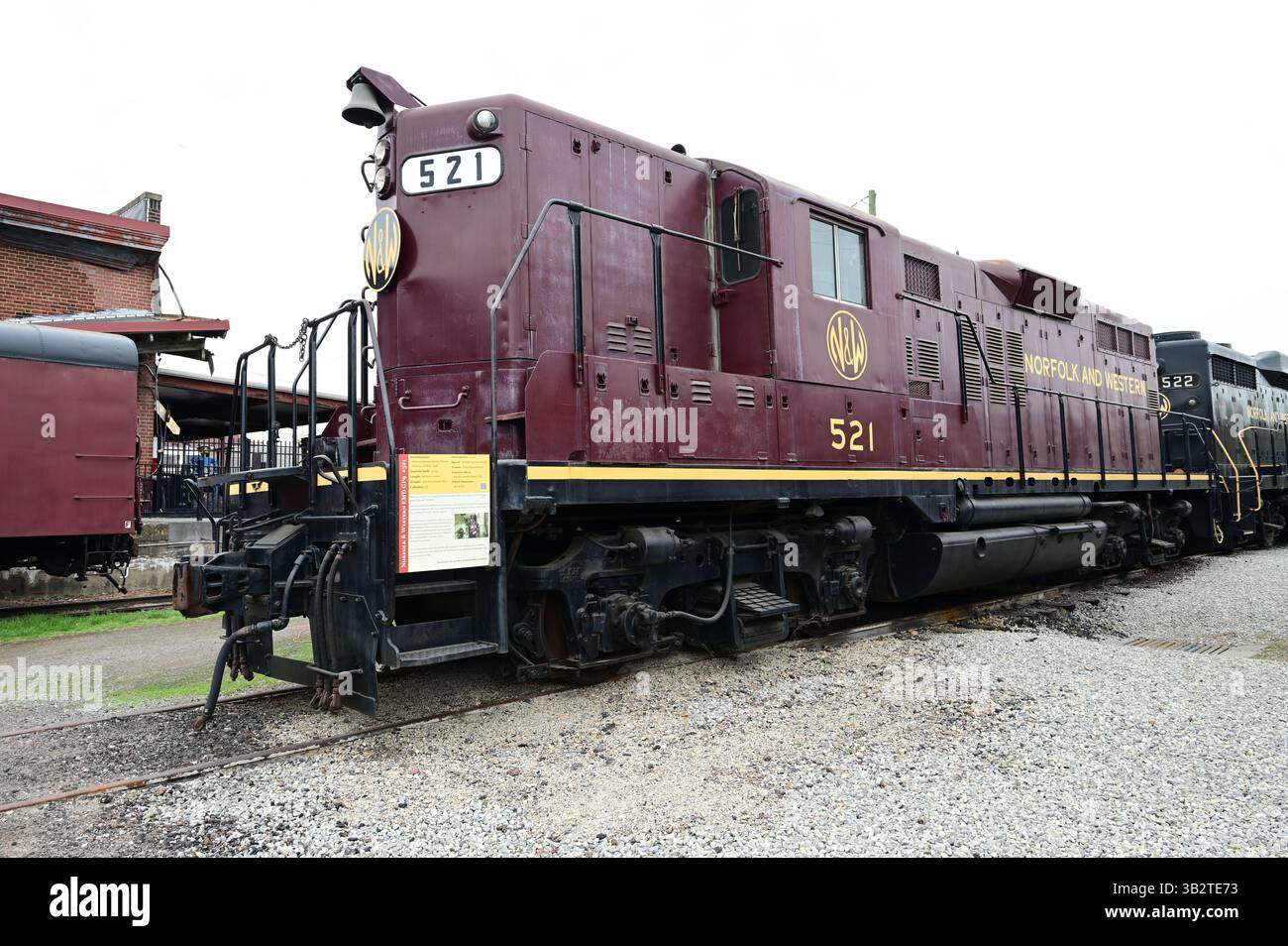 Norfolk and western gp9 hi-res stock photography and images - Alamy