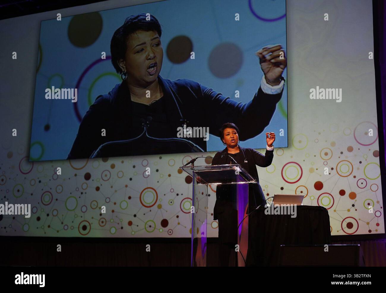 Mae jemison hi-res stock photography and images - Alamy