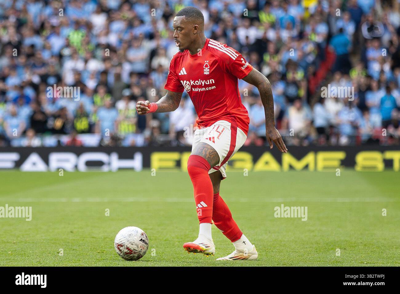 Nottingham Forest midfielder Callum Hudson-Odoi (14) during the ...