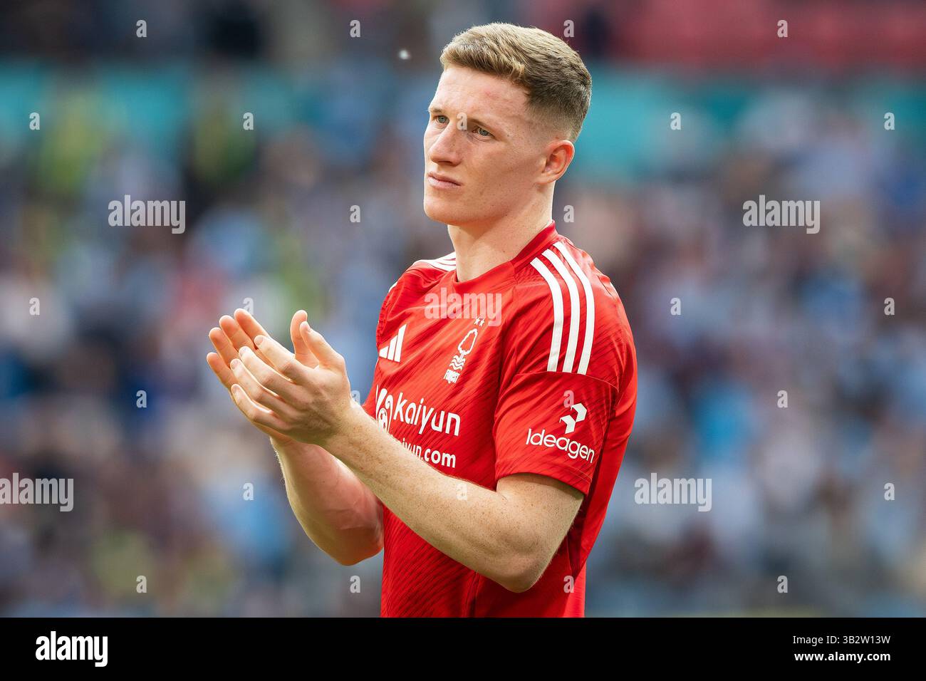 Nottingham Forest midfielder Elliot Anderson (8) shows his appreciation ...