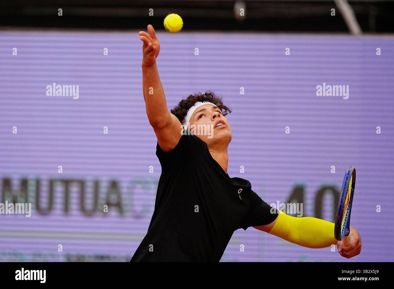 Ben Shelton of USA plays against Jakub Mensik of Czech Republic during ...